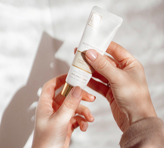 Skin Camilla Pihl Glow Hand Cream
